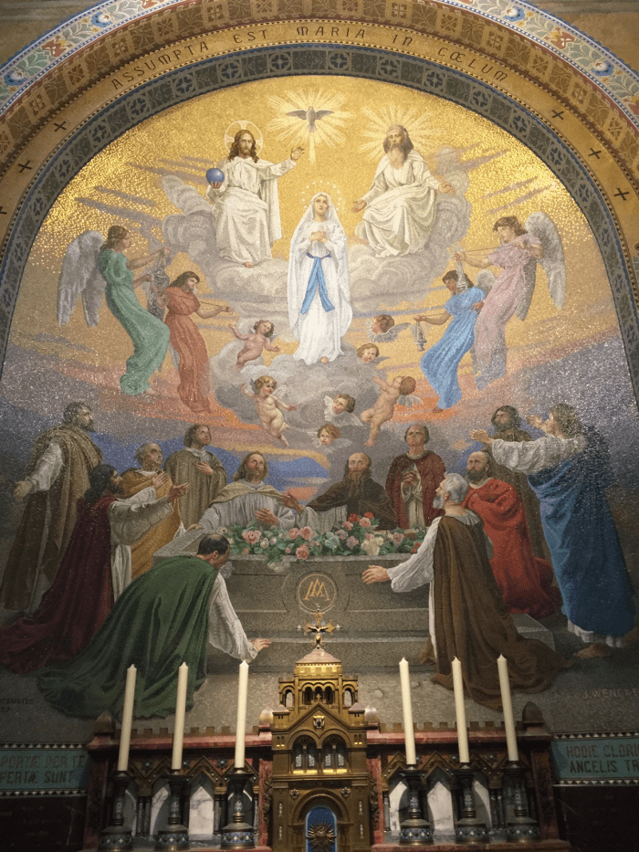 Fourth Glorious Mystery: The Assumption of the Blessed Virgin Mary into ...